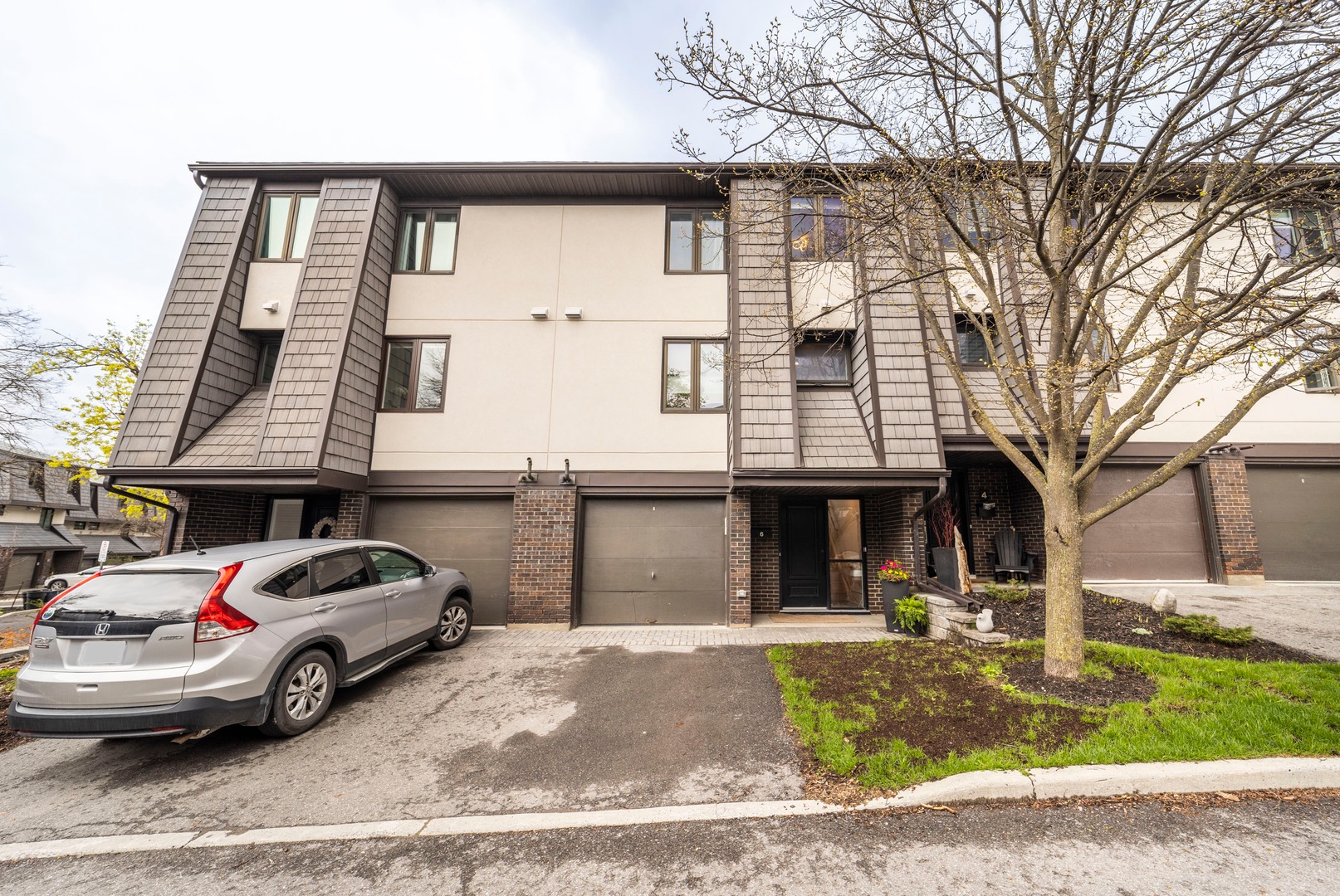 655 Richmond Road Unit 6